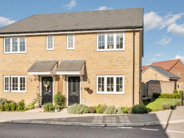 3 bedroom semi detached house for sale
