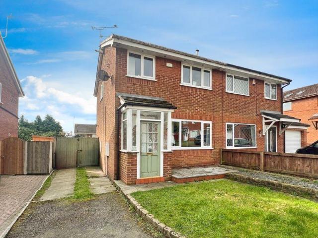 3 bedroom semi detached house for sale