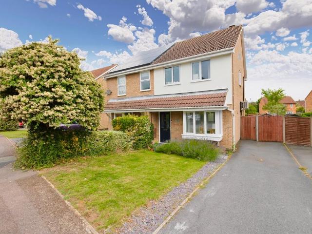 3 bedroom semi detached house for sale