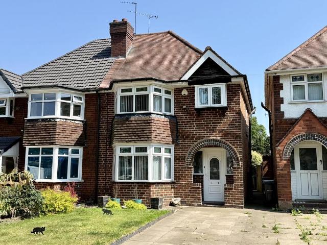 3 bedroom semi detached house for sale