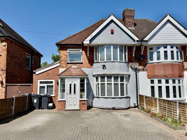 3 bedroom semi detached house for sale