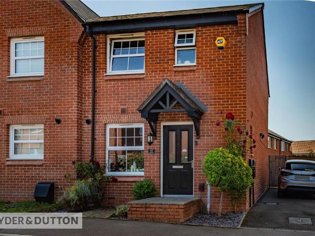 3 bedroom semi detached house for sale