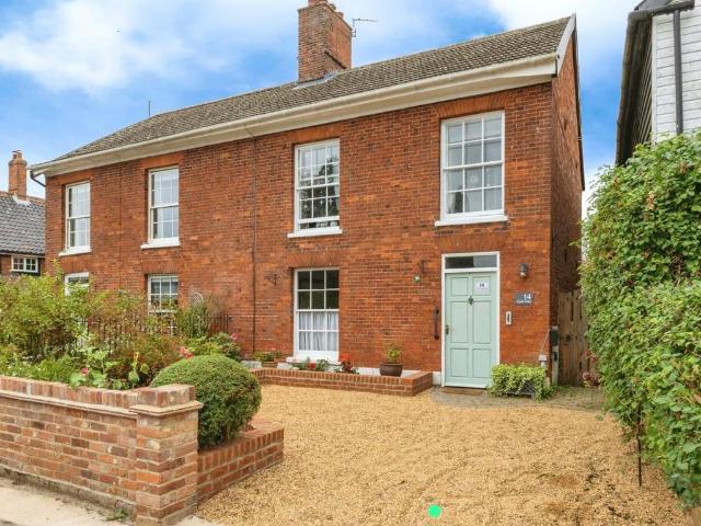 3 bedroom semi detached house for sale