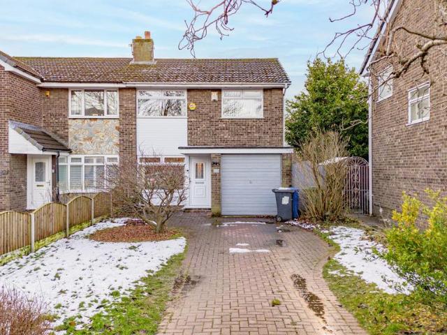 3 bedroom semi detached house for sale