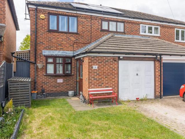 3 bedroom semi detached house for sale