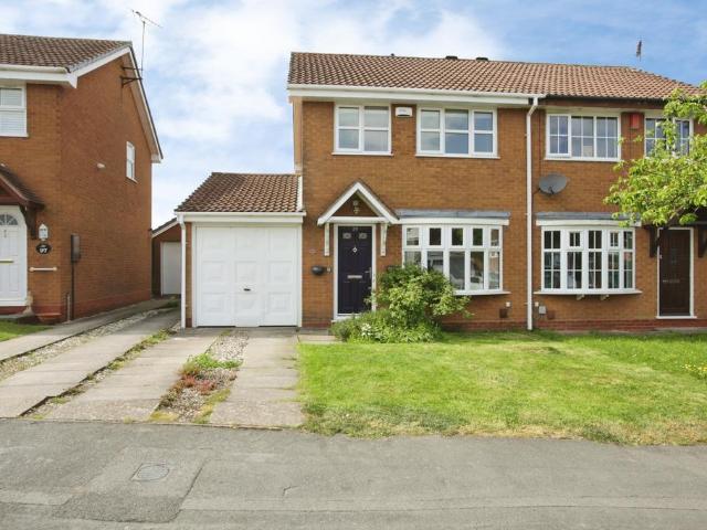 3 bedroom semi detached house for sale