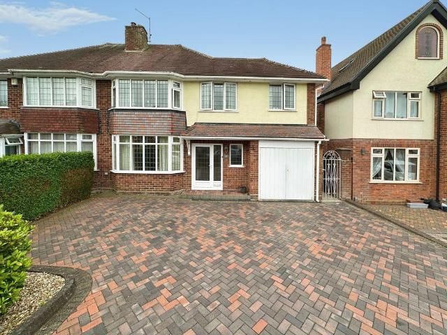 3 bedroom semi detached house for sale