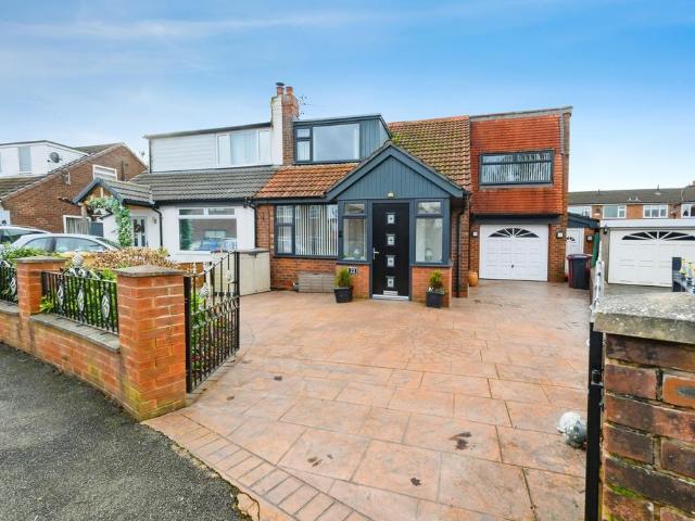 3 bedroom semi detached house for sale
