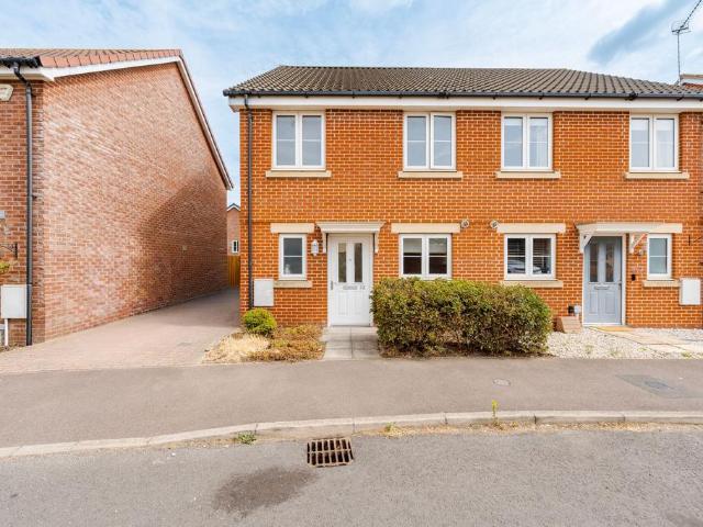 3 bedroom semi detached house for sale