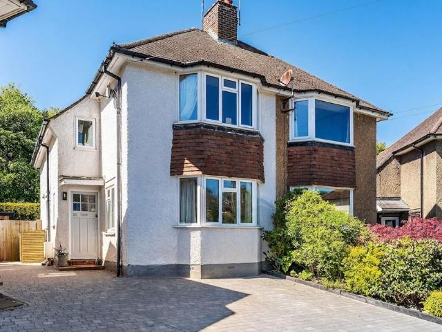 3 bedroom semi detached house for sale