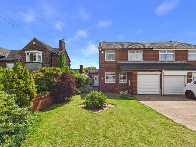 3 bedroom semi detached house for sale