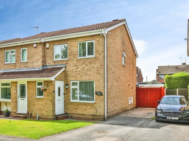 3 bedroom semi detached house for sale