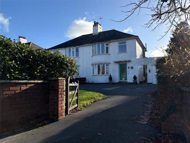 3 bedroom semi detached house for sale