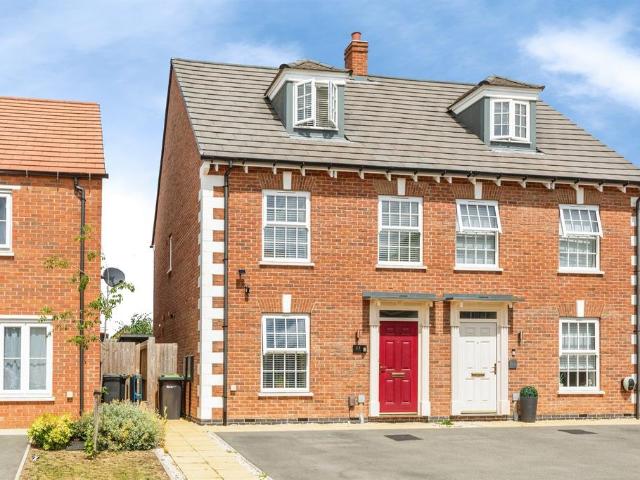 3 bedroom semi detached house for sale