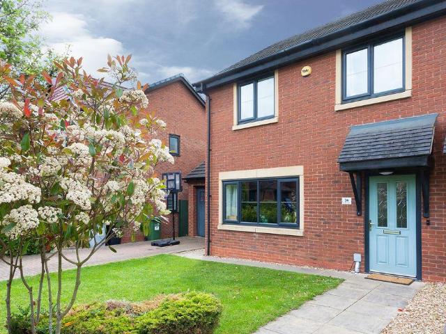 3 bedroom semi detached house for sale