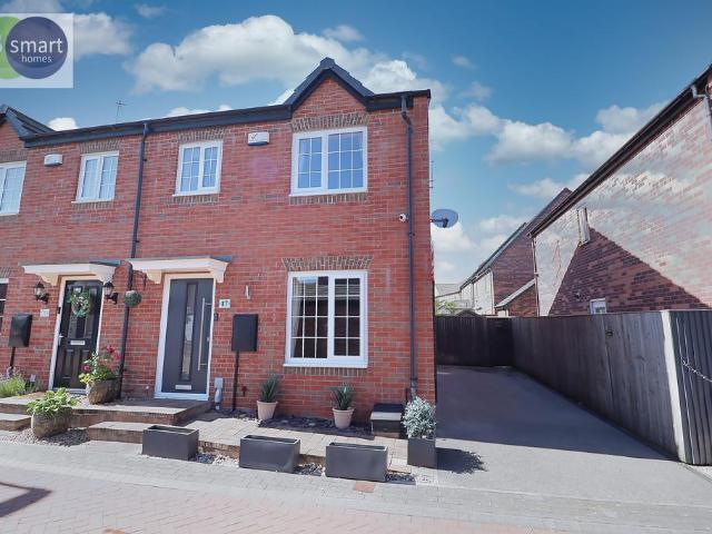 3 bedroom semi detached house for sale