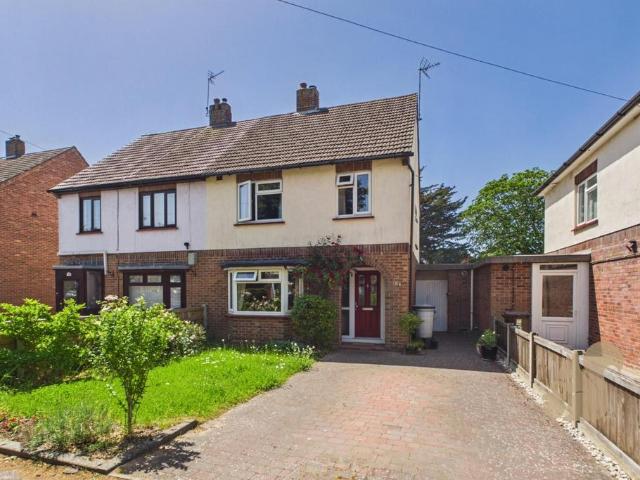 3 bedroom semi detached house for sale