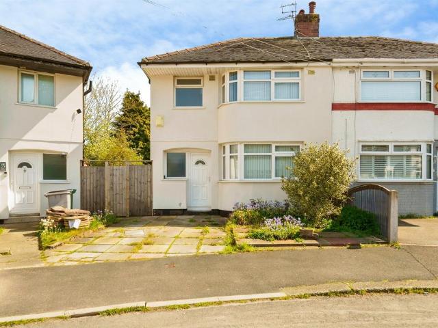 3 bedroom semi detached house for sale