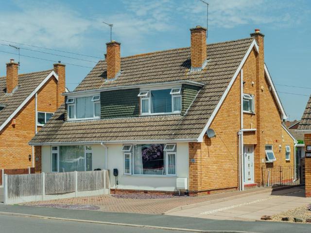 3 bedroom semi detached house for sale