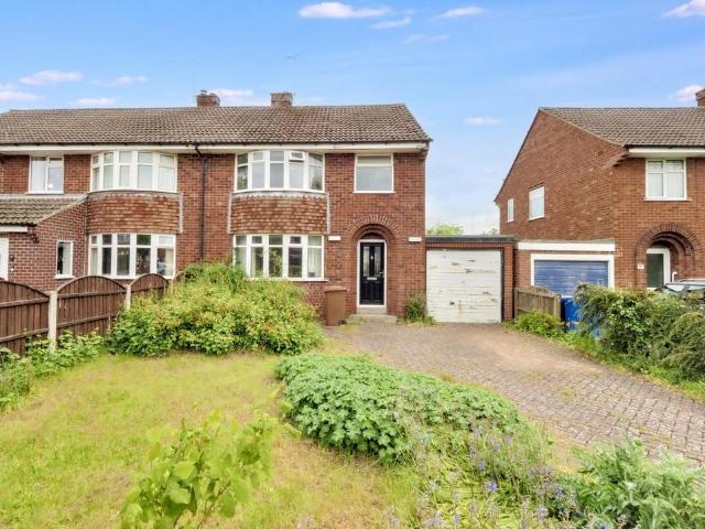 3 bedroom semi detached house for sale