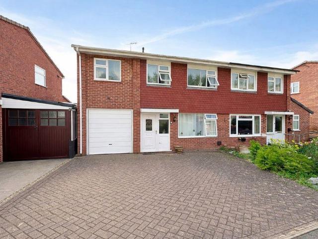 3 bedroom semi detached house for sale