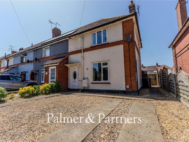3 bedroom end of terrace house for sale