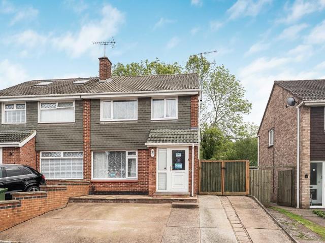 3 bedroom semi detached house for sale
