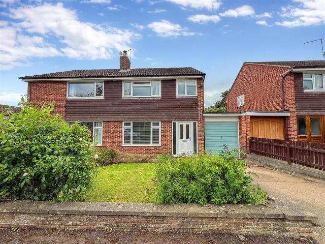 3 bedroom semi detached house for sale