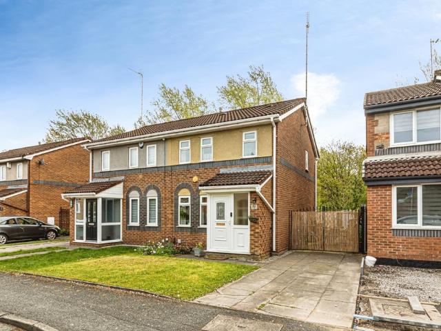 3 bedroom semi detached house for sale