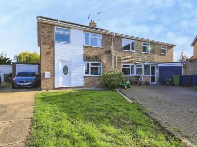 3 bedroom semi detached house for sale