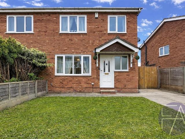 3 bedroom semi detached house for sale