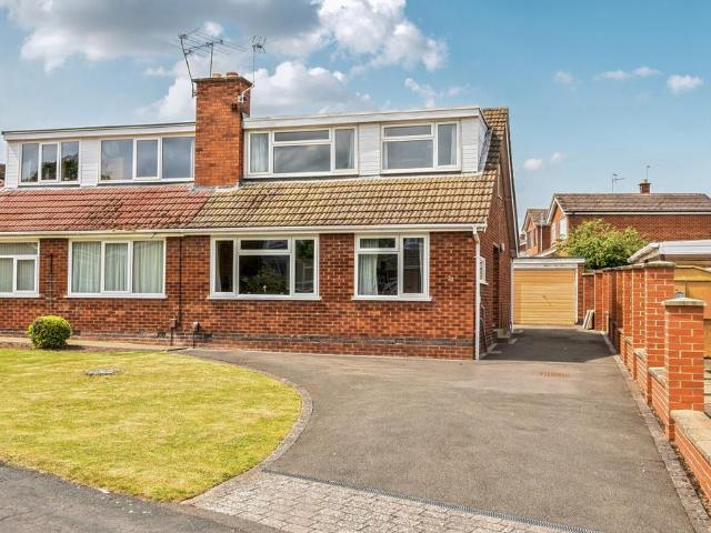 3 bedroom semi detached house for sale