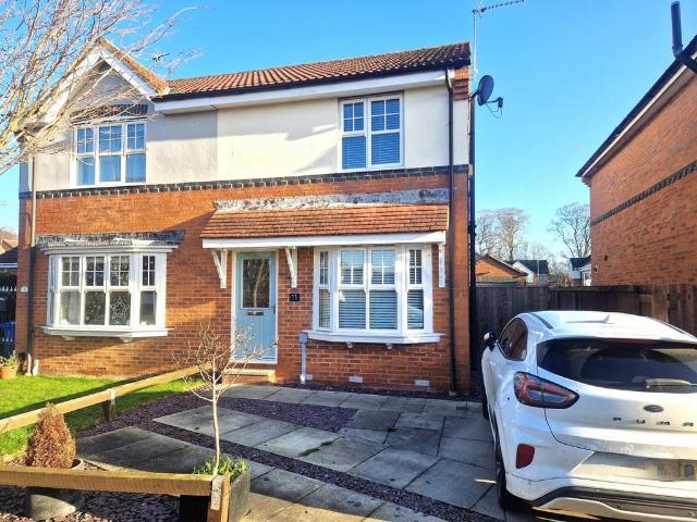 3 bedroom semi detached house for sale
