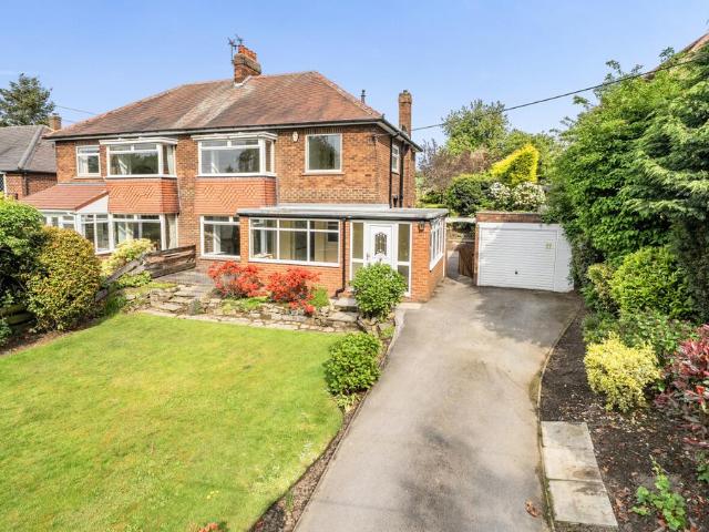 3 bedroom semi detached house for sale