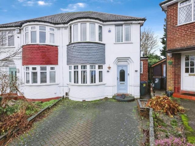 3 bedroom semi detached house for sale