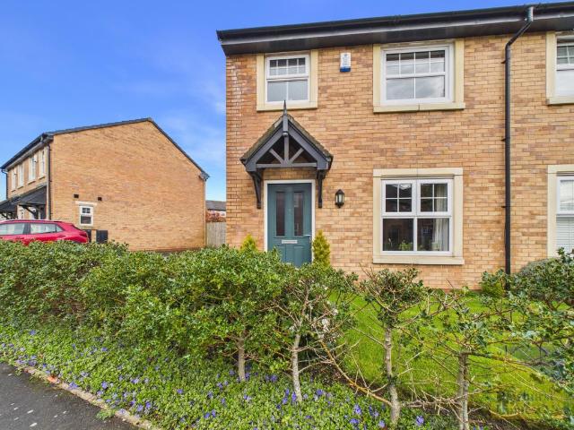3 bedroom semi detached house for sale