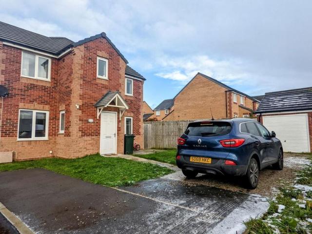 3 bedroom semi detached house for sale