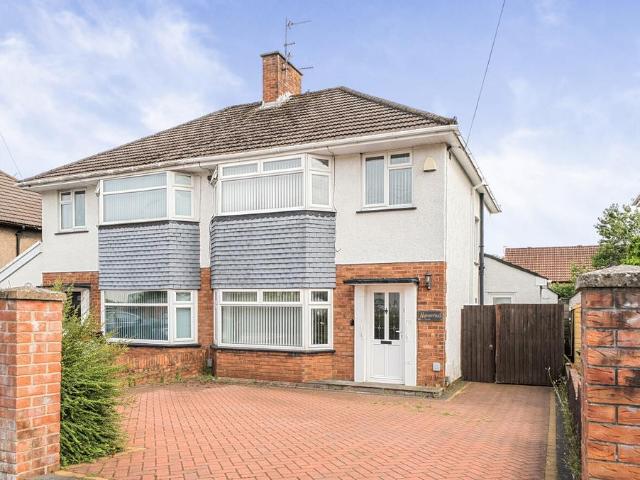 3 bedroom semi detached house for sale