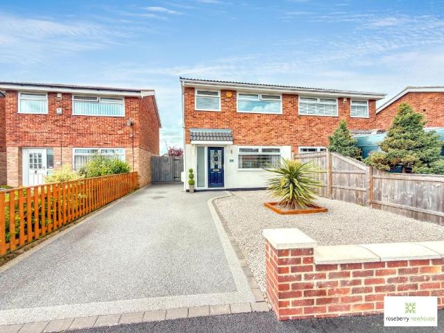 3 bedroom semi detached house for sale