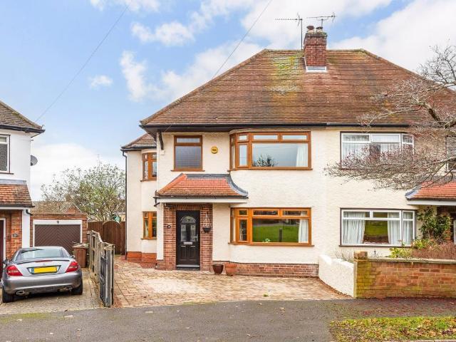 3 bedroom semi detached house for sale