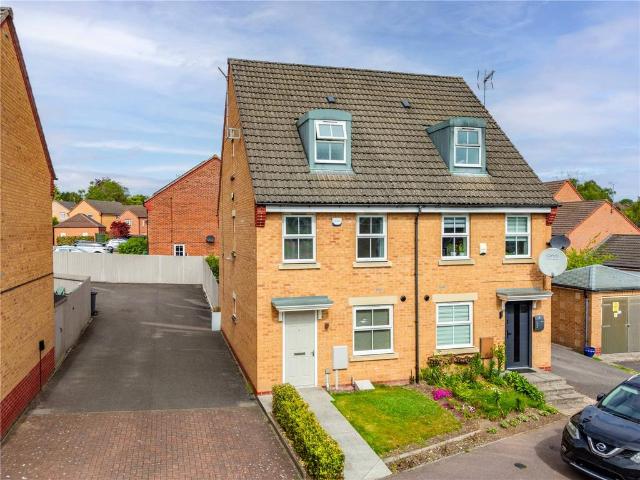 3 bedroom semi detached house for sale