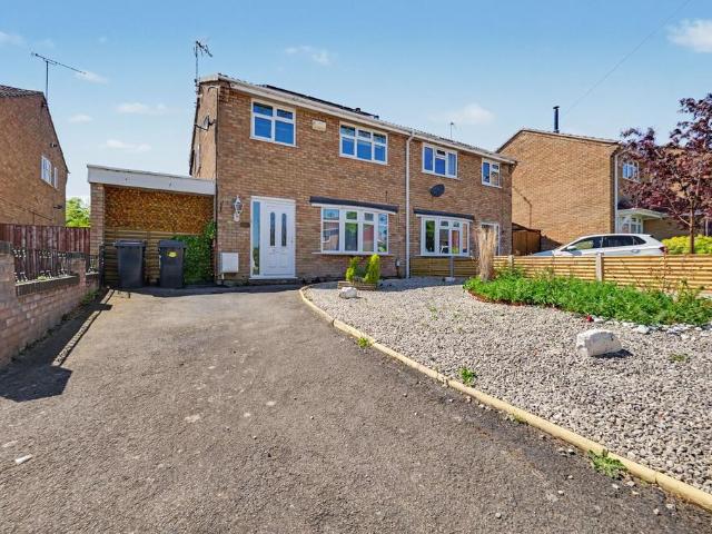 3 bedroom semi detached house for sale