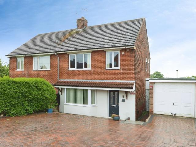 3 bedroom semi detached house for sale