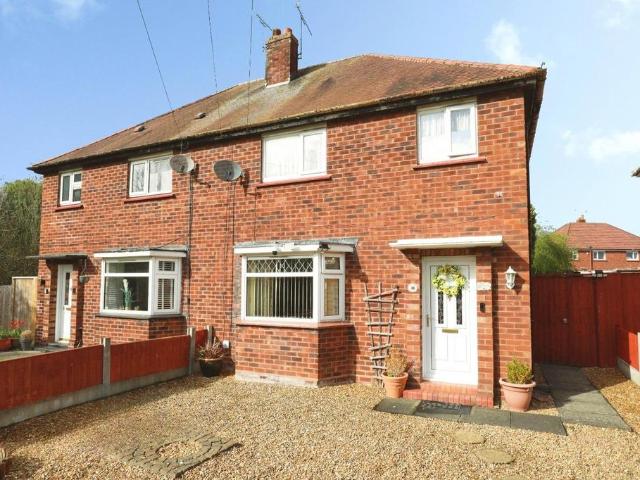 3 bedroom semi detached house for sale