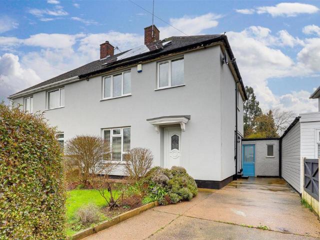 3 bedroom semi detached house for sale