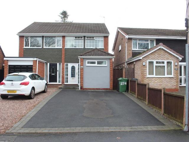 3 bedroom semi detached house for sale