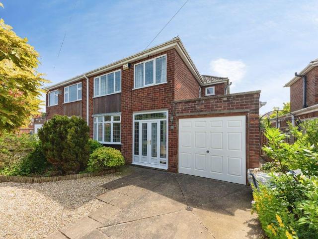 3 bedroom semi detached house for sale