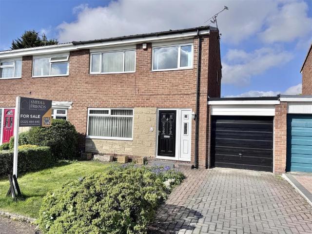 3 bedroom semi detached house for sale