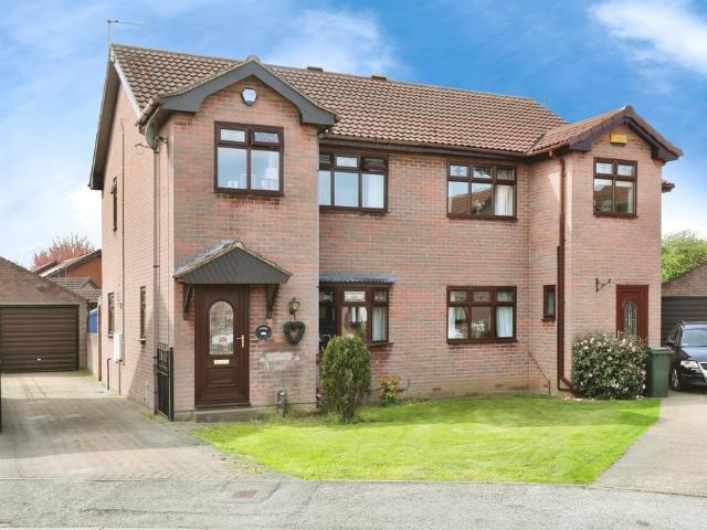 3 bedroom semi detached house for sale