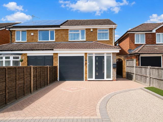 3 bedroom semi detached house for sale